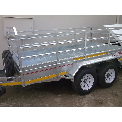 2Tonner 3x1 5m with rails - Helderberg Trailer Sales